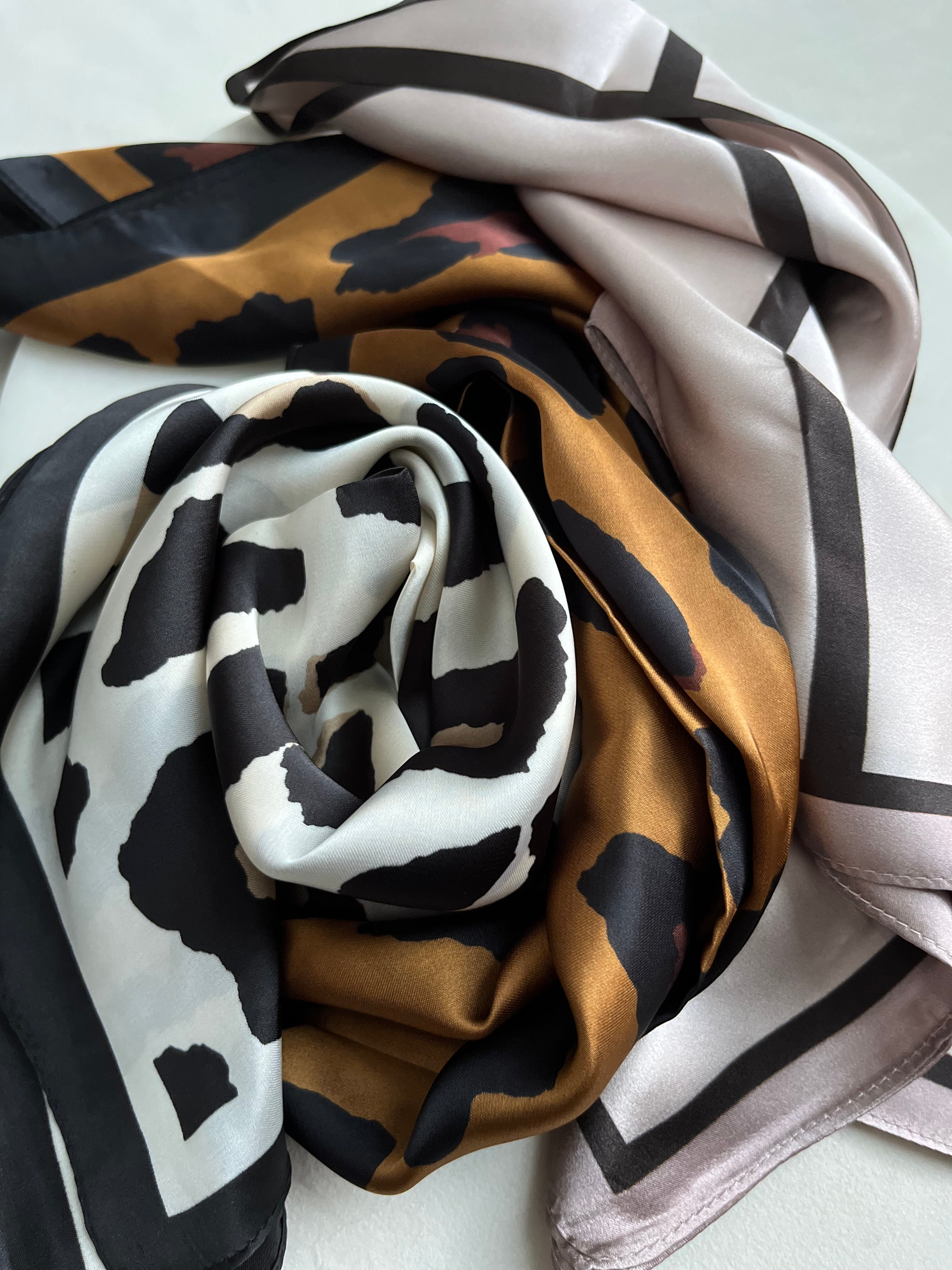 Scarves – Studio Safyr