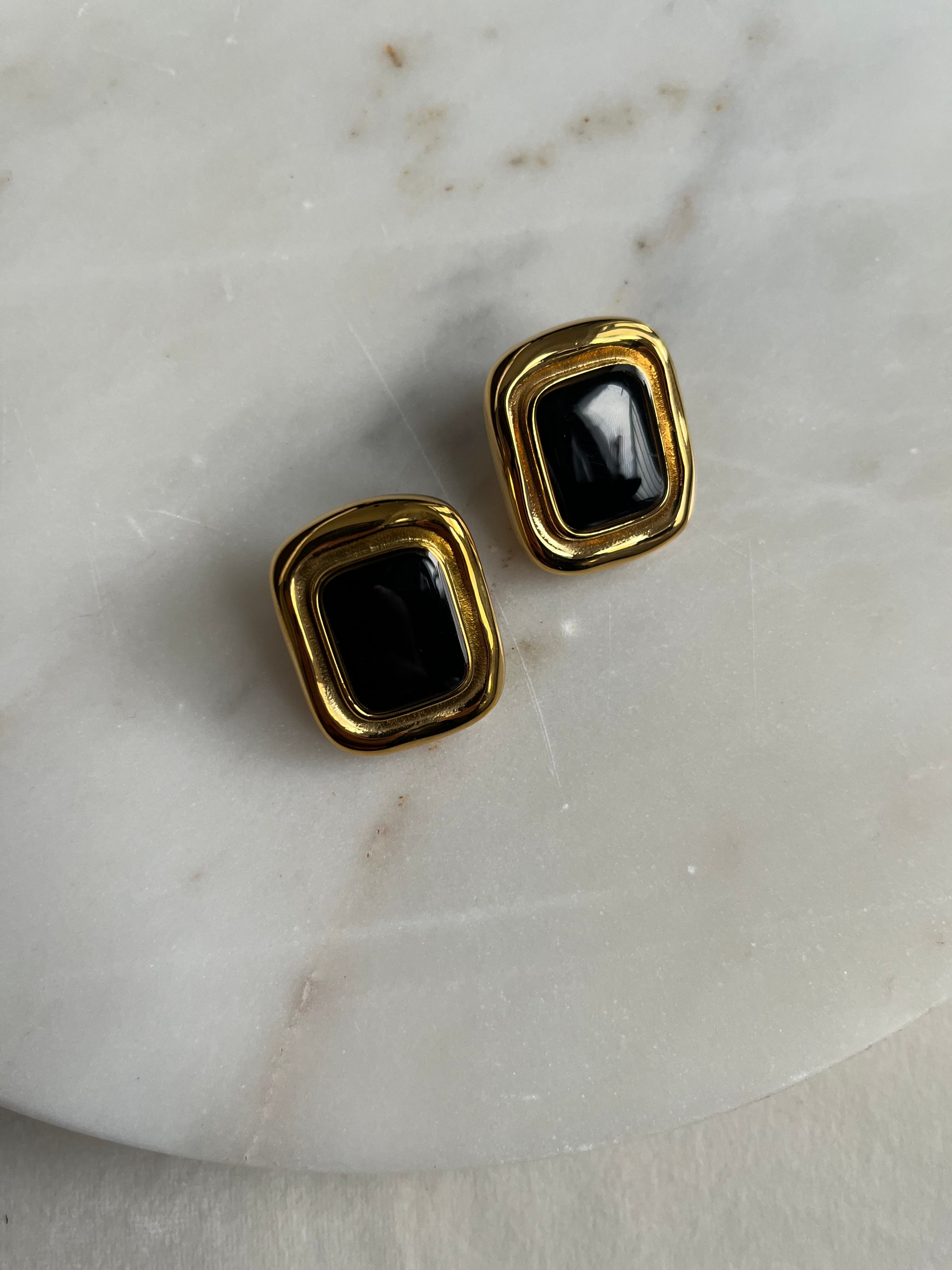 Victoria – Studio Safyr